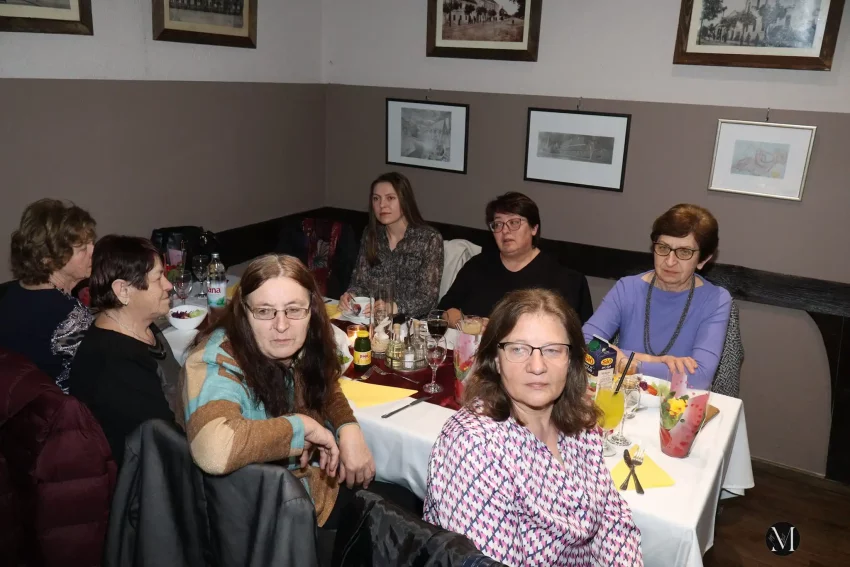 DAN ŽENA Članice Priločkog srca i Udruge umirovljenika zabavile se uz ...